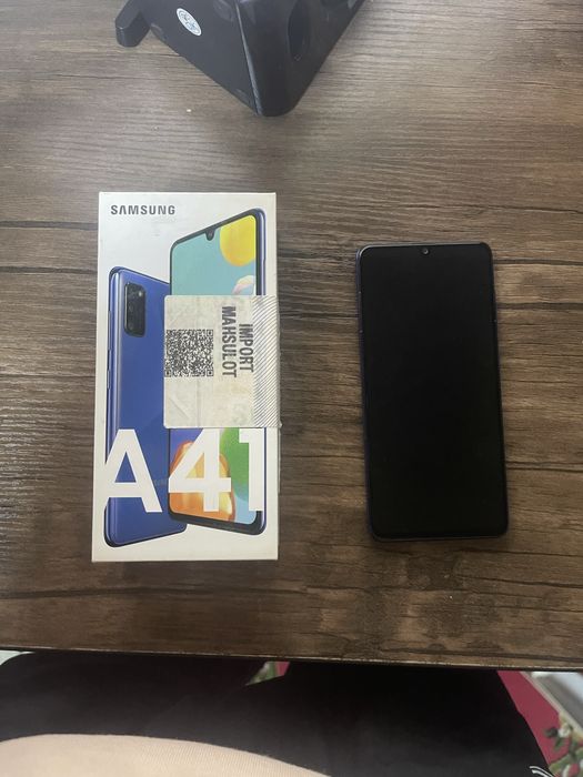 Продается Samsung Galaxy A41 64 gb