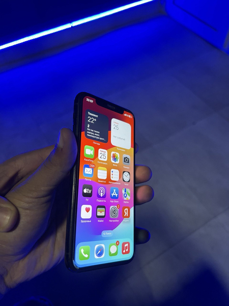 Iphone 11 pro 64gb xolati ideal xamma narsasi radnoy uziniki