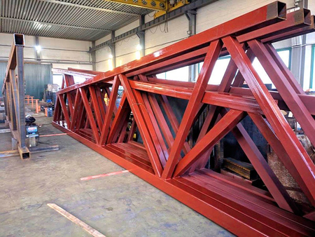 Сварщик сварка ишлари киламиз