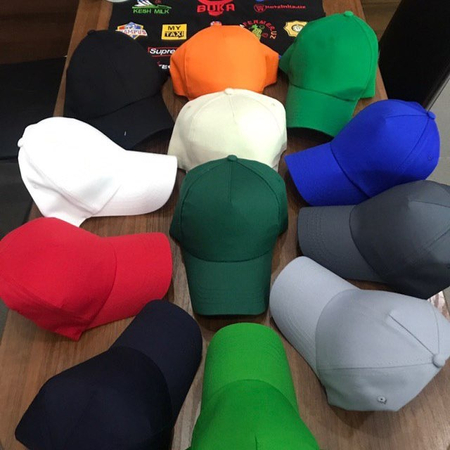 Kepka  vishivkasi bilan faqat bizda