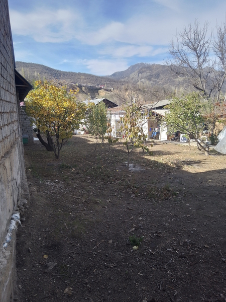 Продаётся своя земляной участок.  Uy sotilada yeri bilan XUMSONDA