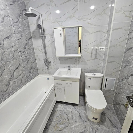 2 xonali 58m² 2-qavat.
5 qavatli yangi gʻishtli dom.
Manzil : 25-24-av