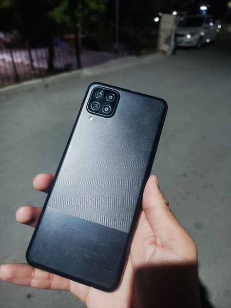Samsung a12 64gb