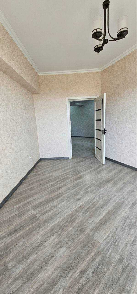 м.Буюк Ипак Йули ул.Дагестанская 3-комнатная 4/4 90 м² выс.пот ремонт