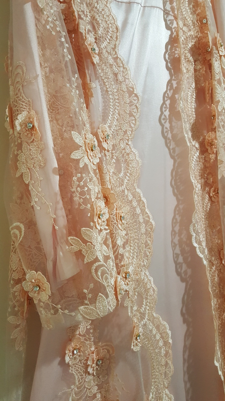 Nejny vecherny abaya ko'yne