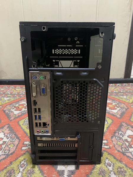 Korpus sotiladi AeroCool