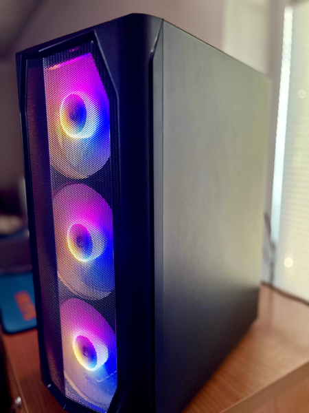Игровой компьютер / O'yin kompyuteri / Gaming computer