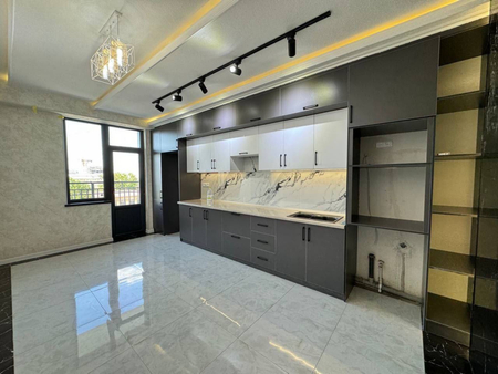 Срочно продаётся 3х комнотная квартира. Гагарина. 105м2