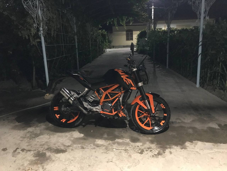 Ktm duke 390 KTM
