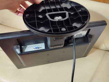 Монитор LG w1942s