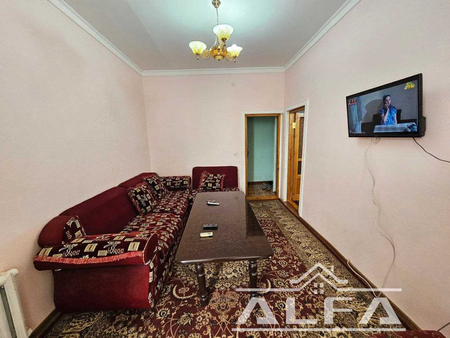 2 xonali 60m² 2-qavat sotiladi.