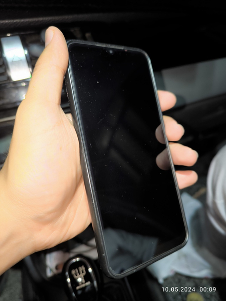 Redmi 9a состояние среднее но в остальном телефон работает отлично