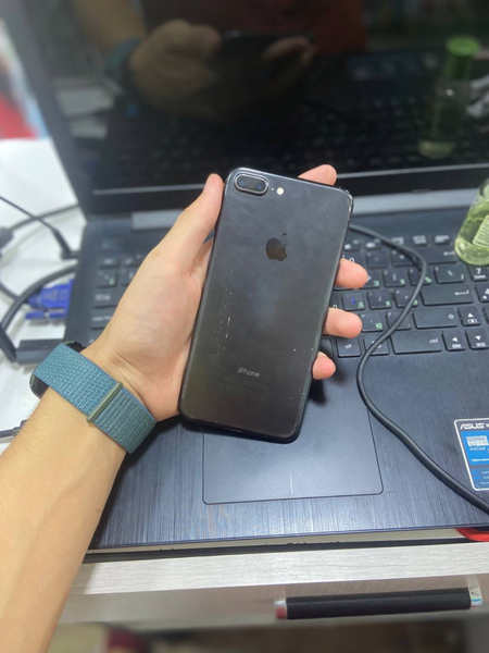 Iphone 7 Plus 128gb holat orta kelishamiz narxin