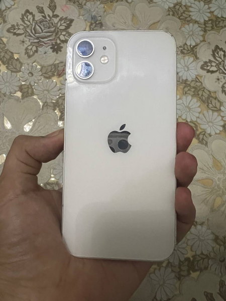 iphone 12 128GB.