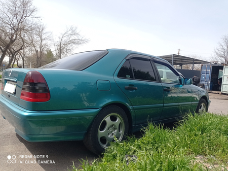 Mercedes Benz C 180
