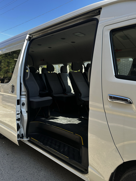 Tayota Hiace 2018