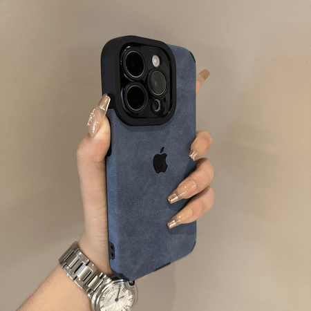 Чехлы для iPhone