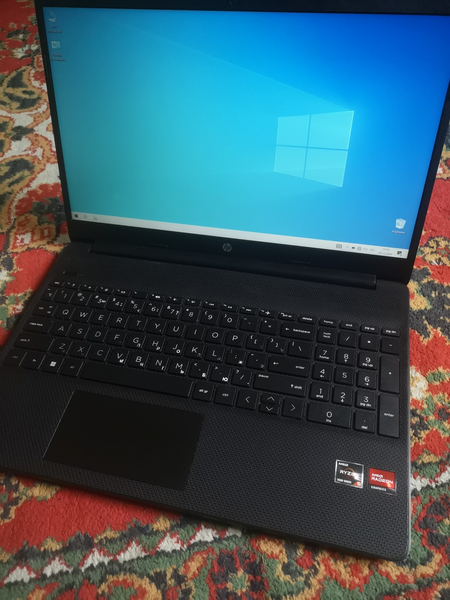 Hp Ryzen 5 5500u 8/512gb