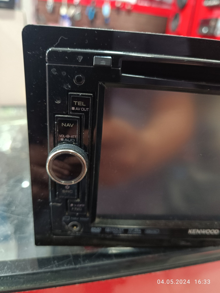 Kenwood manitor sotiladi