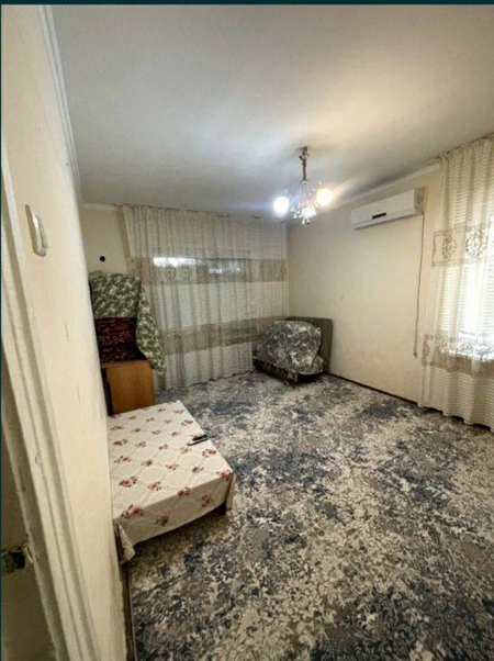 Саракулька 1/2/4 Продаётся балкон 2*6 торец