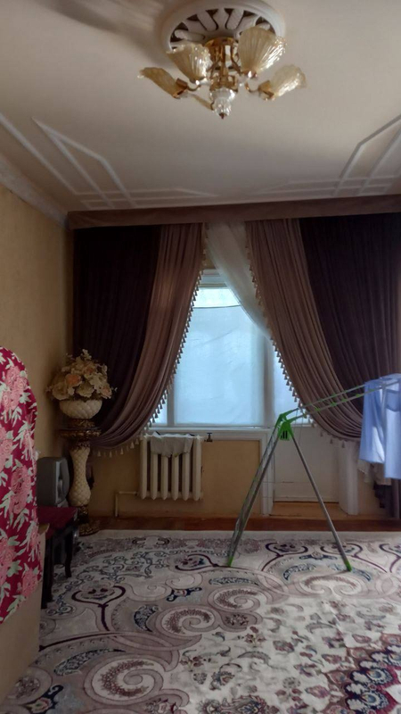Продаётся Яшнабадский  40 лет победы 3/5/5 кирпич, 90 кв.м,