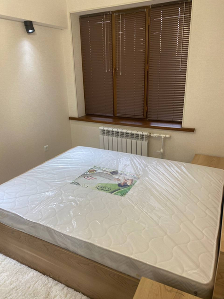 Продается 2в3/4/4 ц5