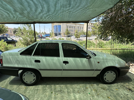Nexia 1 sons sotiladi