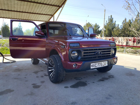 Автомобиль Нива после капитального тюнинга