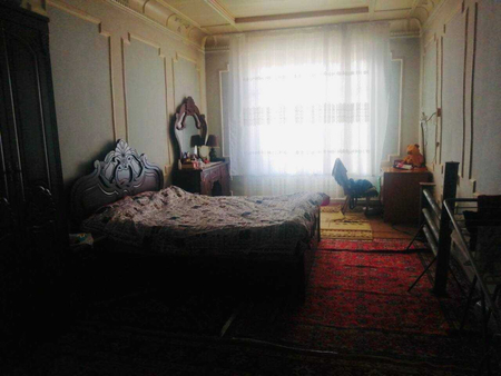 Хасанбойнинг пост Гаидан 5км. .8 сотихда 5 хонали уй сотаман.