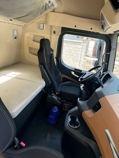 SHACMAN х5000s EURO 6 ишлаб чикарилган 2023 от кучи 530