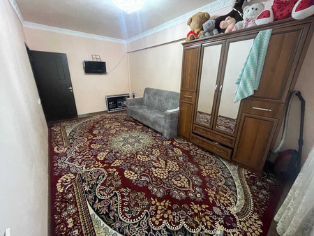 Самарканд шахар Титовада 2-хоналик квартира сотилади 550м2