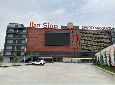 Срочно 18 кв.м 1 этаж, торец, Stroy Mart, Ibn Sino, Строй Март.