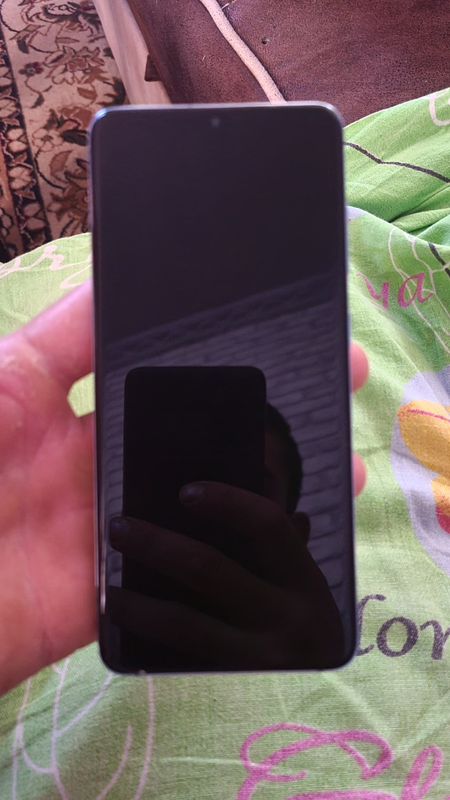 Samsung s20 12/256 ideal obmen bor