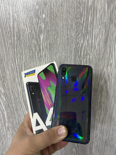 Samsung A 40 64 GB