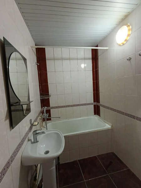Продам 2х ком квартиру ТТЗ Базар 60м² среднее сост франция