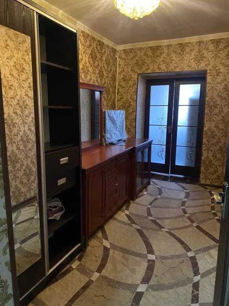 Аренда квартир в Ц2 3/4/4 ID:KM090