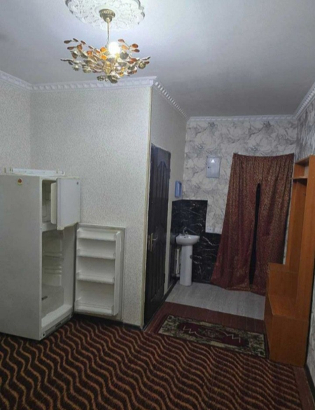 Аренда здаётся 1 комнатьний квартира