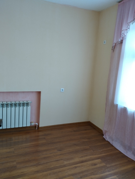 Arenda sergili 8.hudud 3xona330$