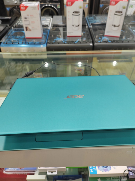 Продам ноутбук i3 Acer aspire3