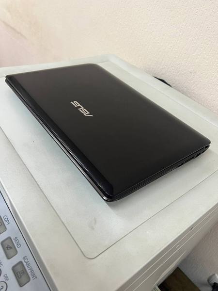 Ноутбук Асус. Asus Noutbuk sotiladi