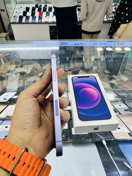 iPhone 12  64 gb purple ideal