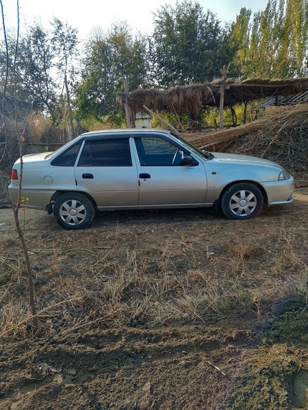 Nexia 2 ideal holatda