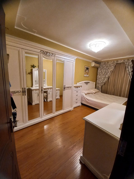 Сдаётся квартира в центре, Ц -1
