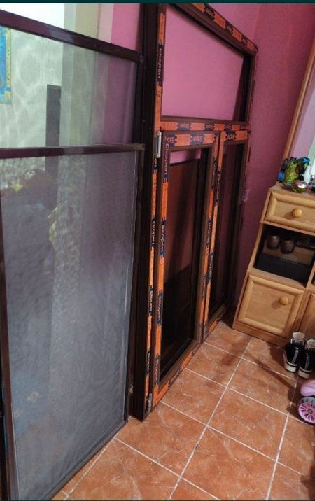 Продам оконную раму