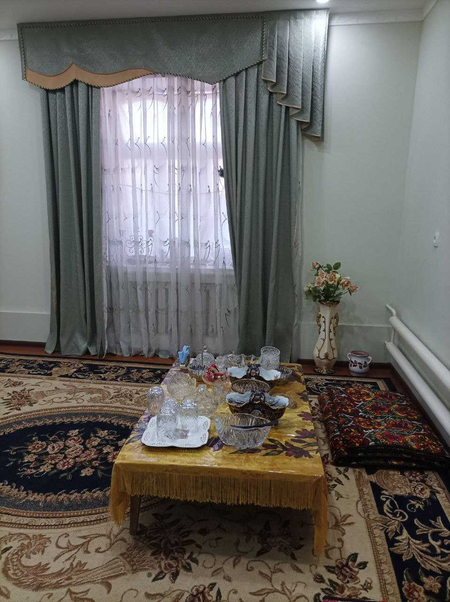 Azatbashda uy sotladi chirchigdan krurishda yòl yuzda