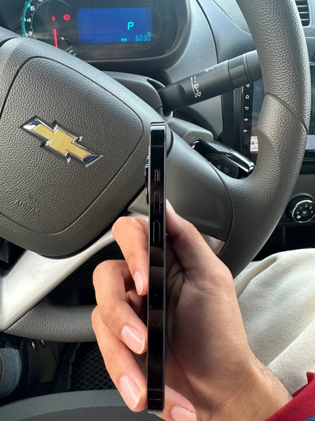 Iphone 15 pro продается