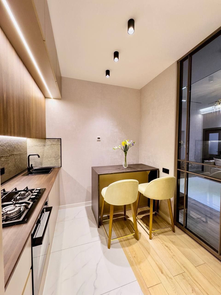 Продаётся 55м² Новомосковская 2в3/3/4