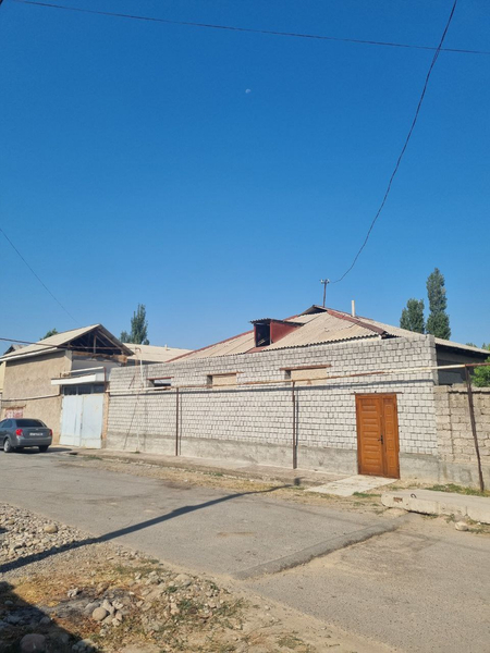 Uy sotiladi / дом продаётся