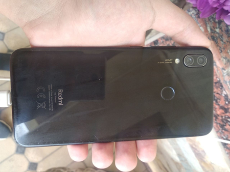 Redmi not 7 64tali argilan holati rasimdaga qogan joyi idial