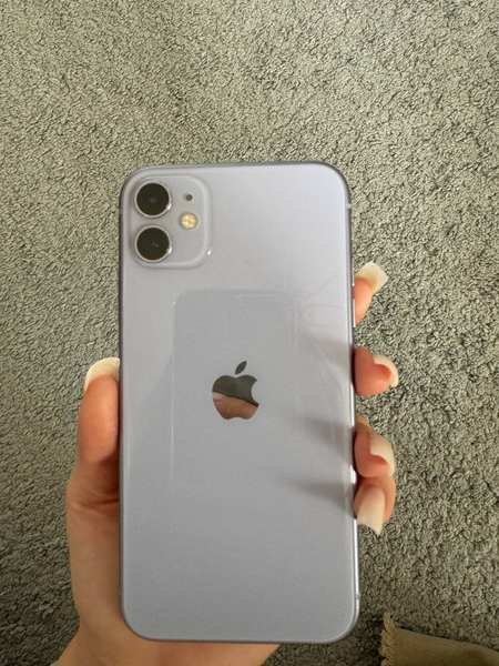 Продаю iphone 11